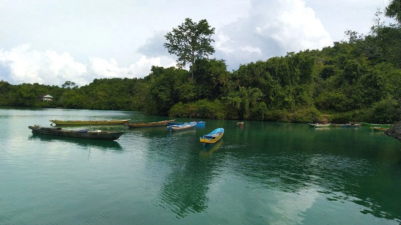 Danau Napabale, Keindahan Wisata Alam di Sulawesi Tenggara