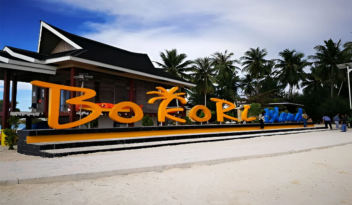 Pulau Bokori - Wisata yang Wajib Dikunjungi di Sulawesi Tenggara