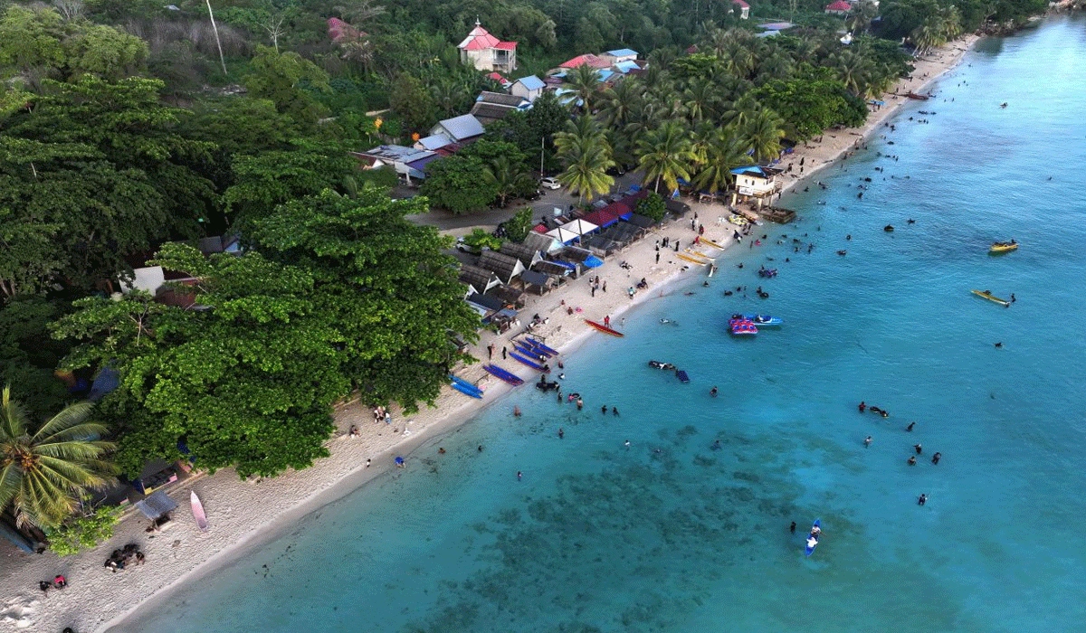 Pesona Pantai Nirwana Baubau, Surga Pasir Putih di Ujung Sulawesi Tenggara
